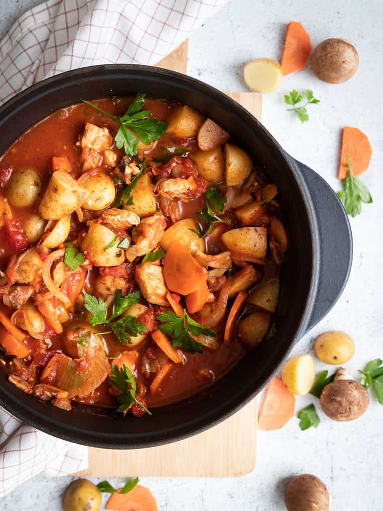 Stoofpotje met kip | makkelijk en snel recept | Lekker eten met Linda